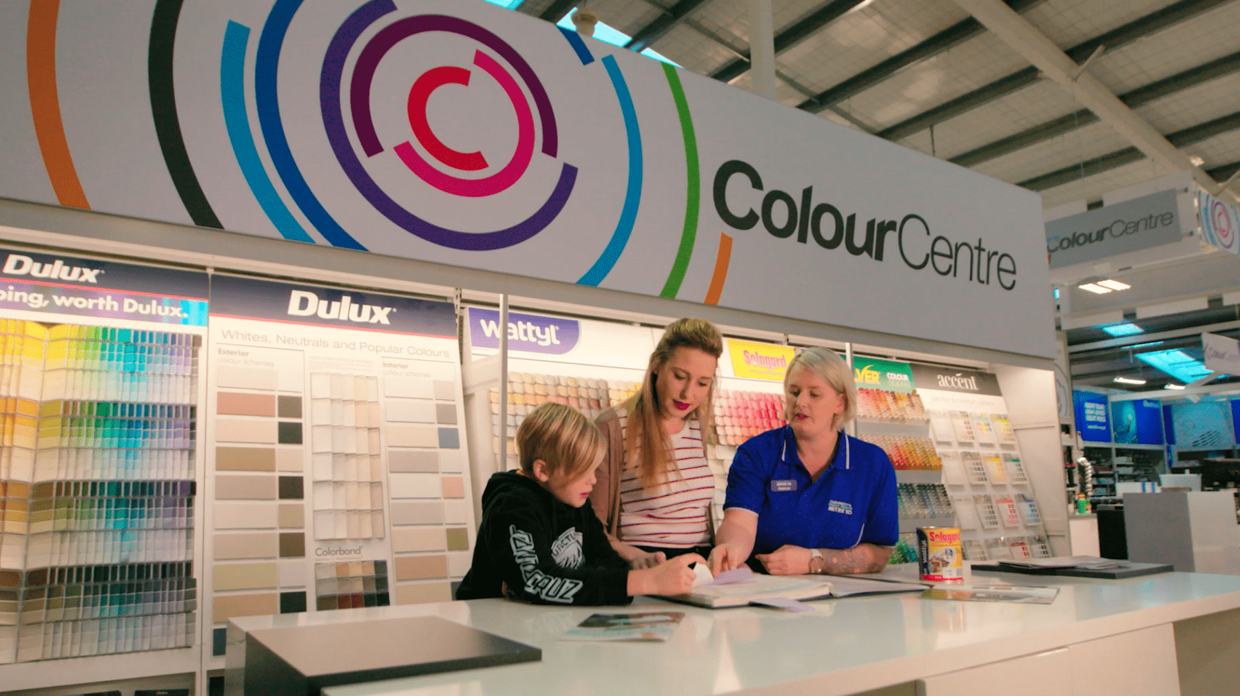 Colour Centre | Clennett's Mitre 10