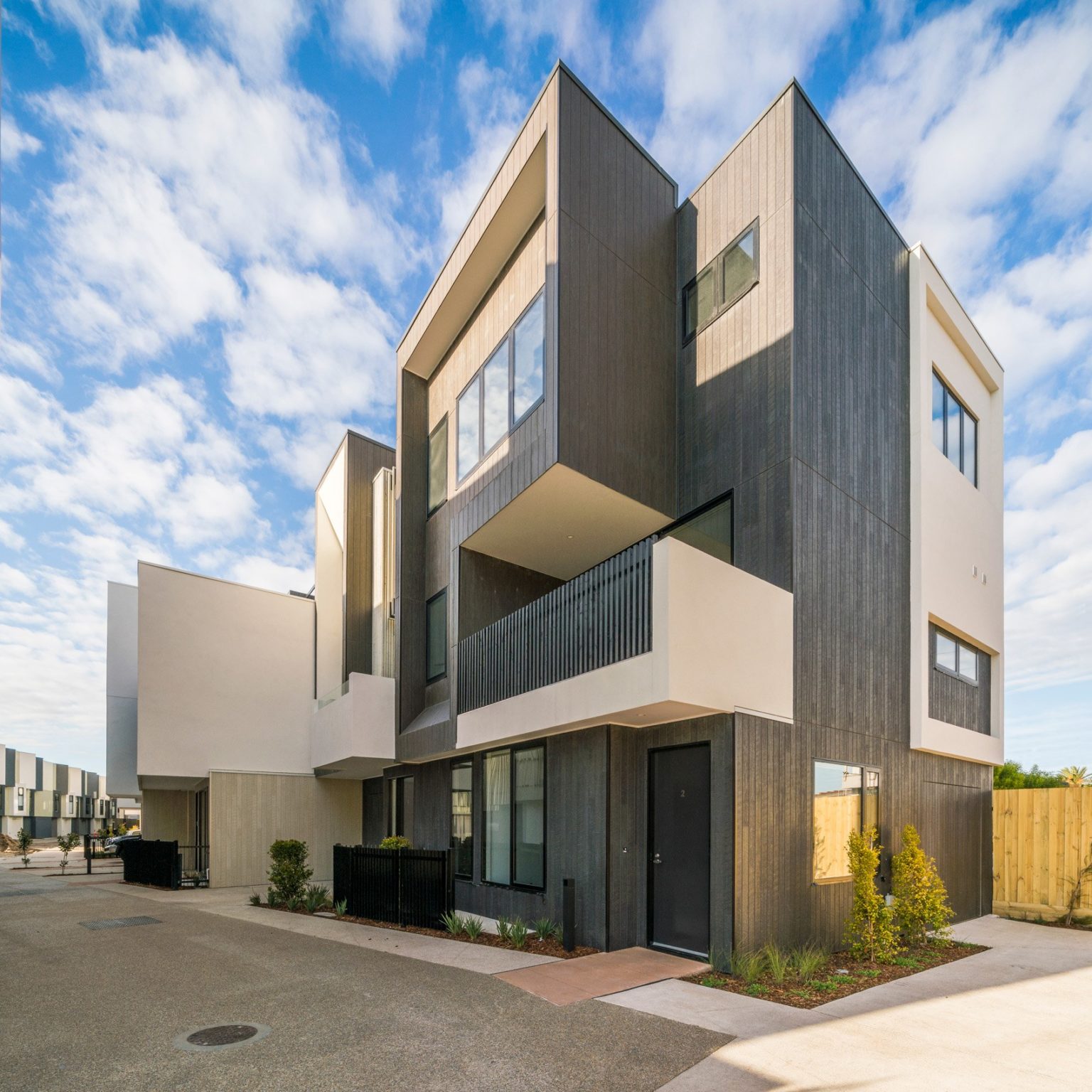 CSR Cemintel Facades & Cladding | Clennett's Mitre 10